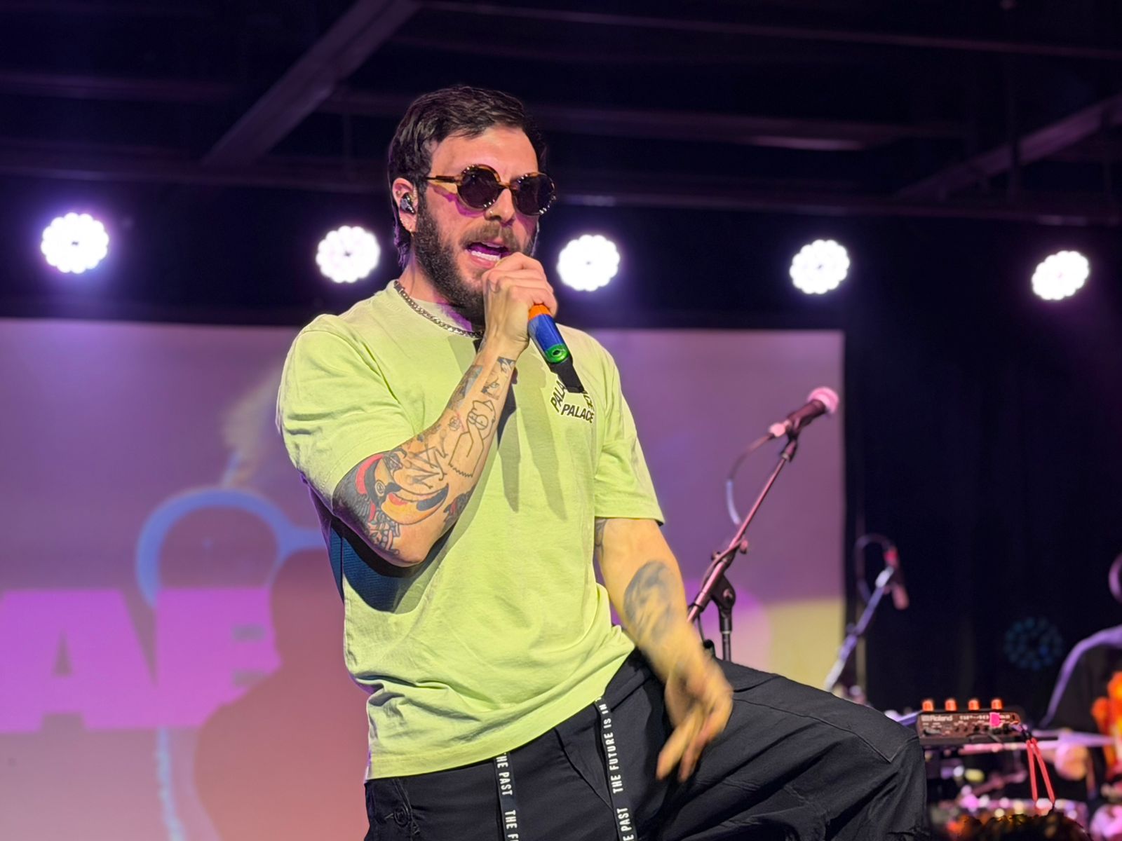 “Sabino conquista El Paso con su sab‑hop en el Low Brow Palace”